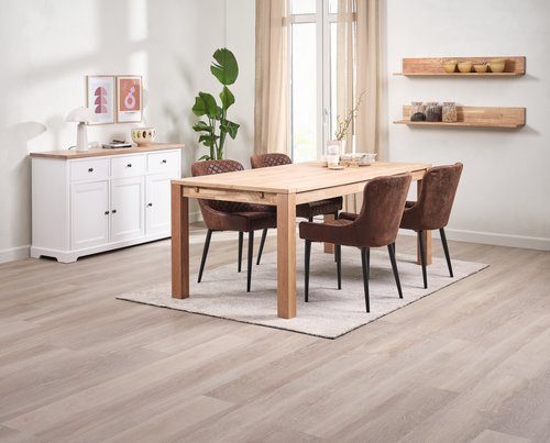 Table HAGE L190 chêne + 4 chaises PEBRINGE brun/noir | JYSK